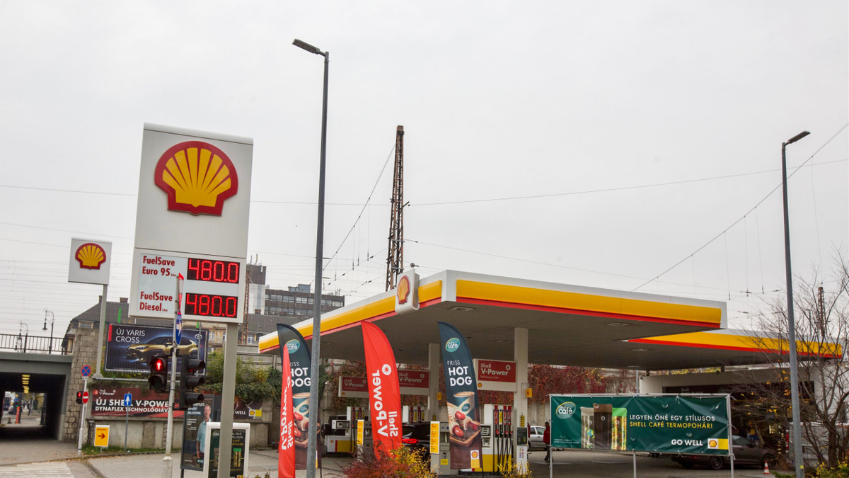 Most közölték! Maximum ennyiért lehet tankolni a Shell kisnyomású ...