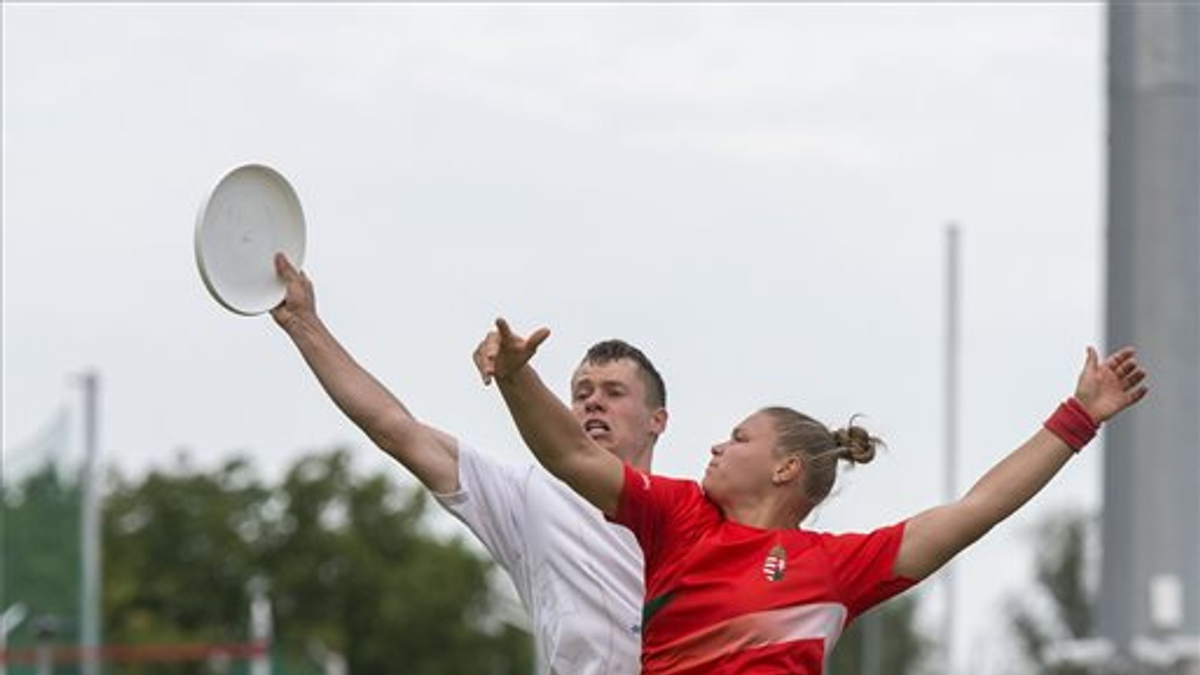 Az Ultimate frizbi csapatsport hivatalosan az Európai Egyetemi Játékok ...