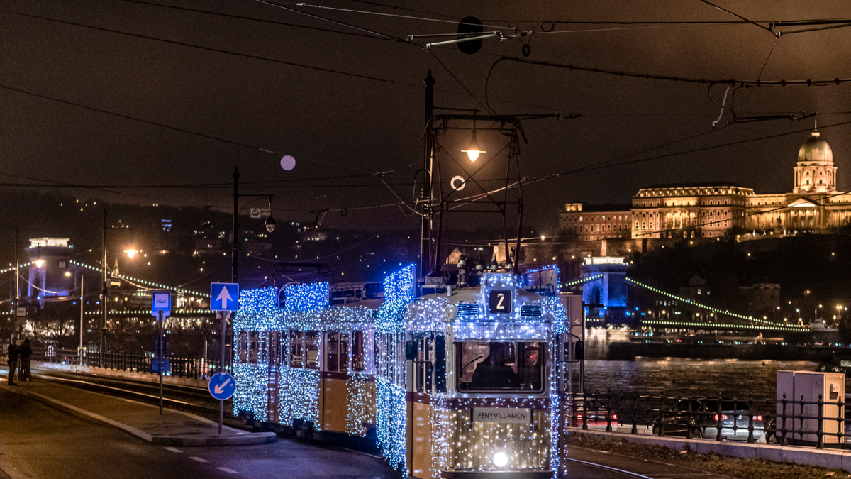 Indul az adventi villamos Budapesten, más lesz, mint eddig