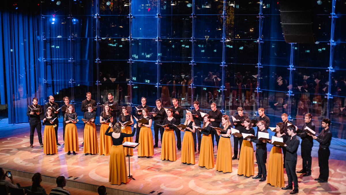 A zene hatalma – Oriolus kóruskoncert a Lóvasúton