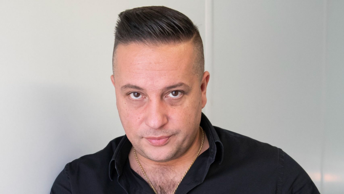 Újra együtt L.L. Junior és 18 évvel fiatalabb szerelme, Harsányi Levi ... Újra együtt L.L. Junior és 18 évvel fiatalabb szerelme, Harsányi Levi ...
