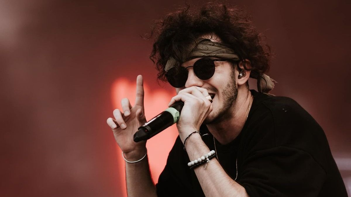 Bécstől Londonig telt ház várja a magyar popsztárt